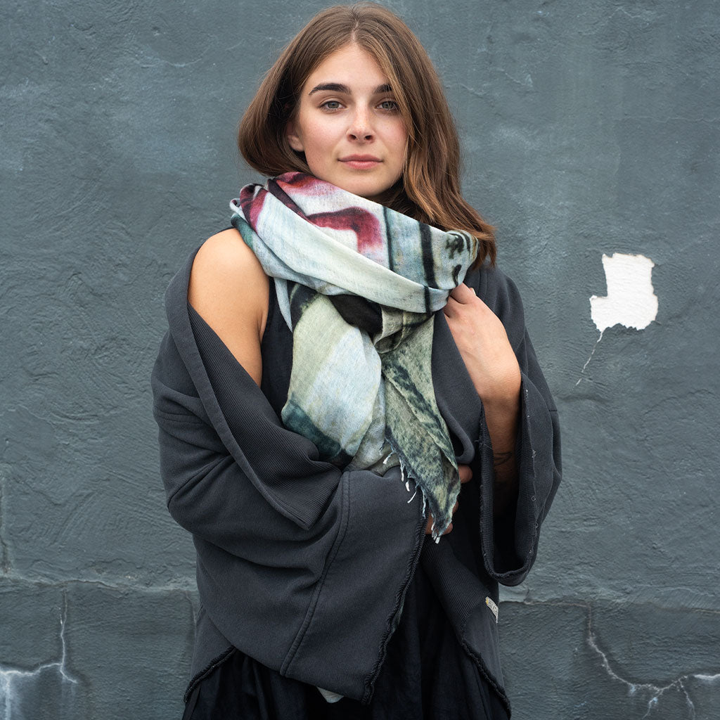 Red Dress – Taiyety